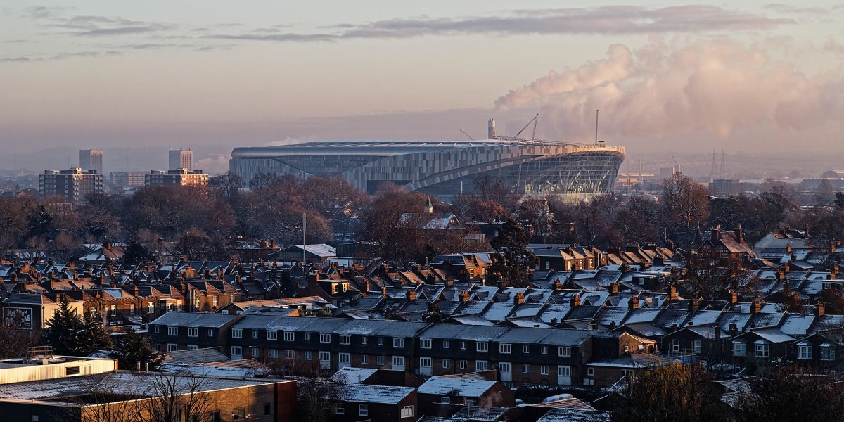 Billionaire Tottenham Soccer Club Owner Joe Lewis Charged in Insider ...