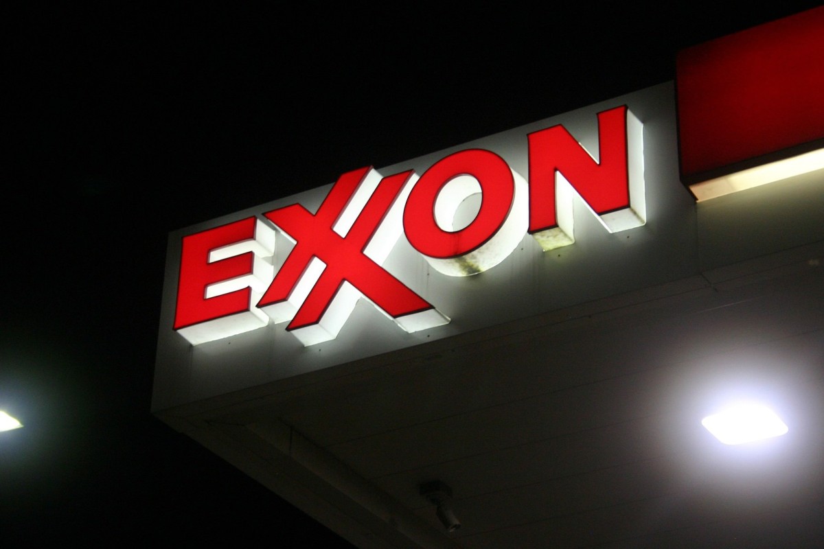 ExxonMobil CEO Forecasts Record Oil Demand, Global Economic Boom ...