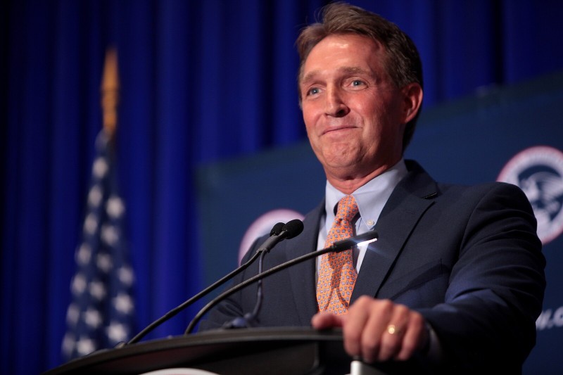 Flake Says GOP Is Nearing a Major Split From Trump | Light Wave