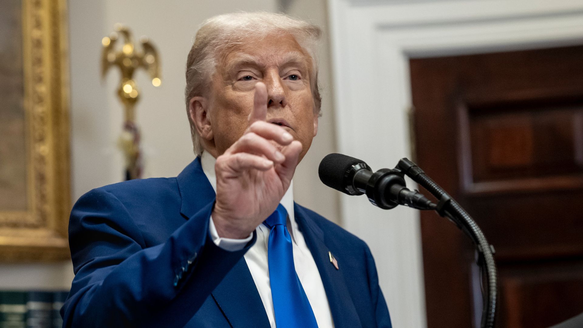 Humiliating Moment for Trump as Key Senators Push Back on Library of ...