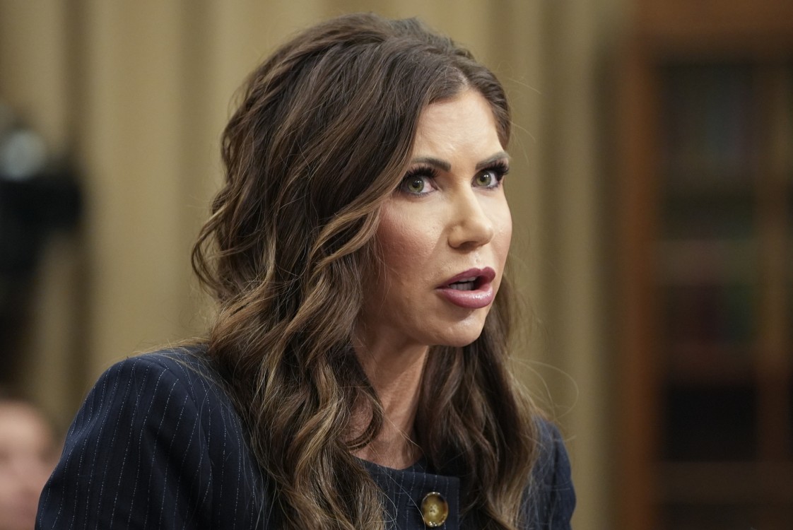 Kristi Noem Airs Airport Video Slamming Democrats Over Shutdown Delays ...