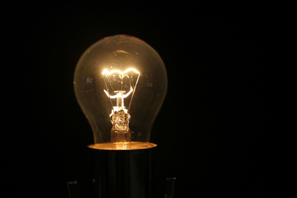 143-Year Era of Incandescent Bulb Officially Comes to an Close | Light Wave