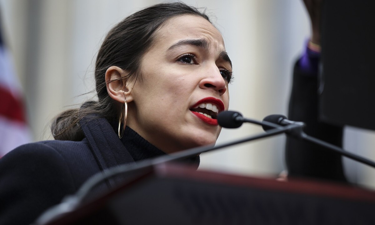 Poll: Ocasio-Cortez's Approval Rating Following Anti-Trump Rallies ...
