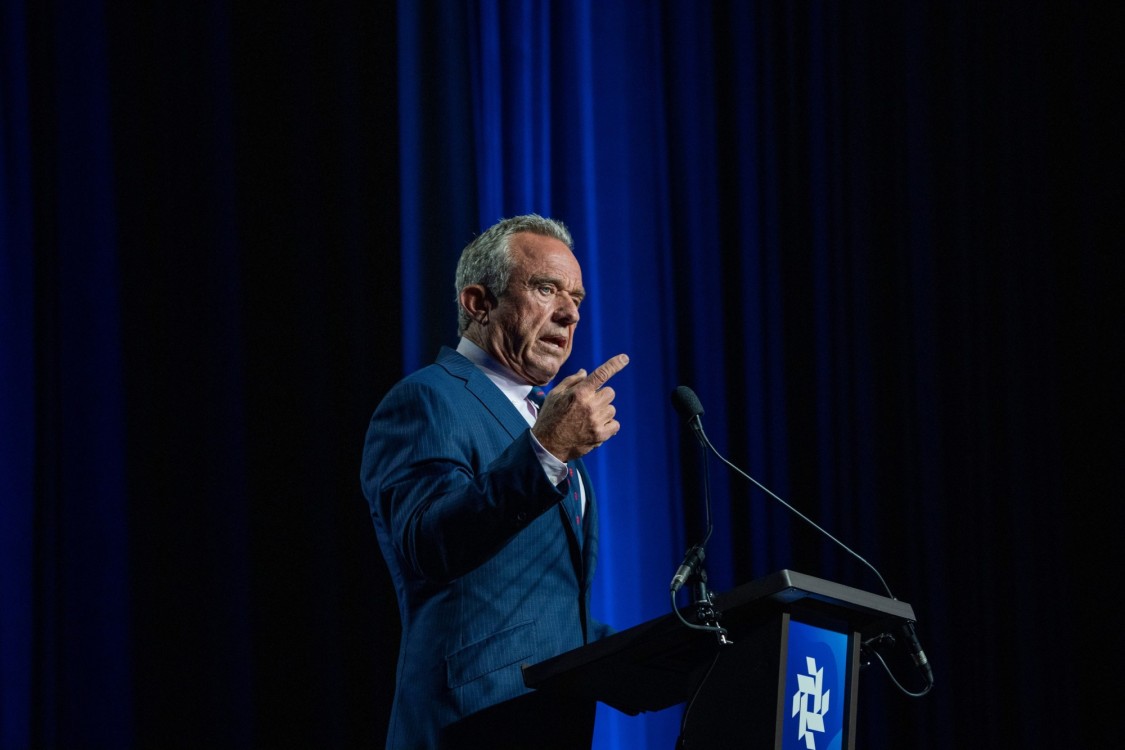 RFK Jr. Rejects 2028 Run, Calls Rumors a 'Flat-Out Lie' | Light Wave