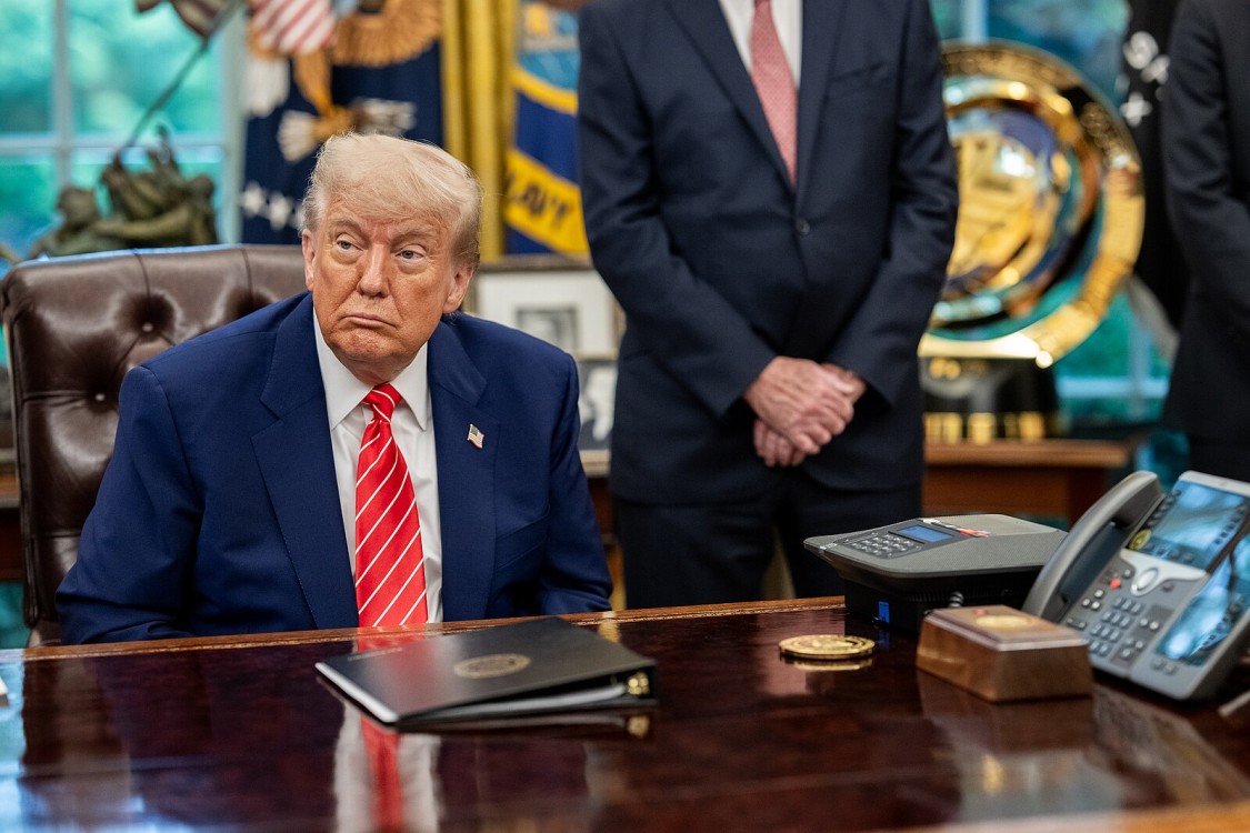 Trump’s Approval Rating Takes a Turn | Light Wave